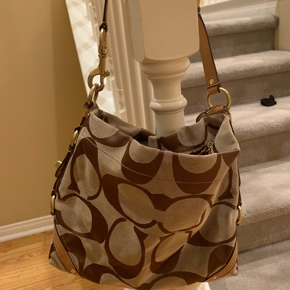 Coach Medium Tan Tote - Gem